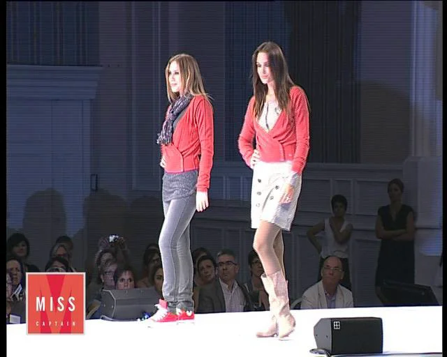 Défilé Collection Miss Captain Automne-Hiver 2011 on Vimeo