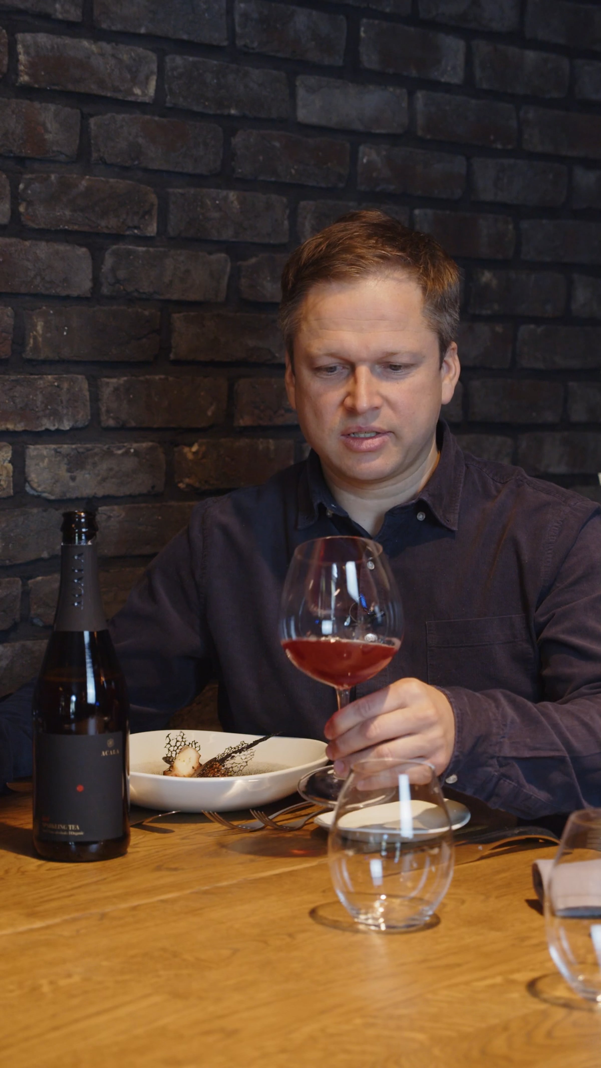 ACALA Red Sparkling Tea