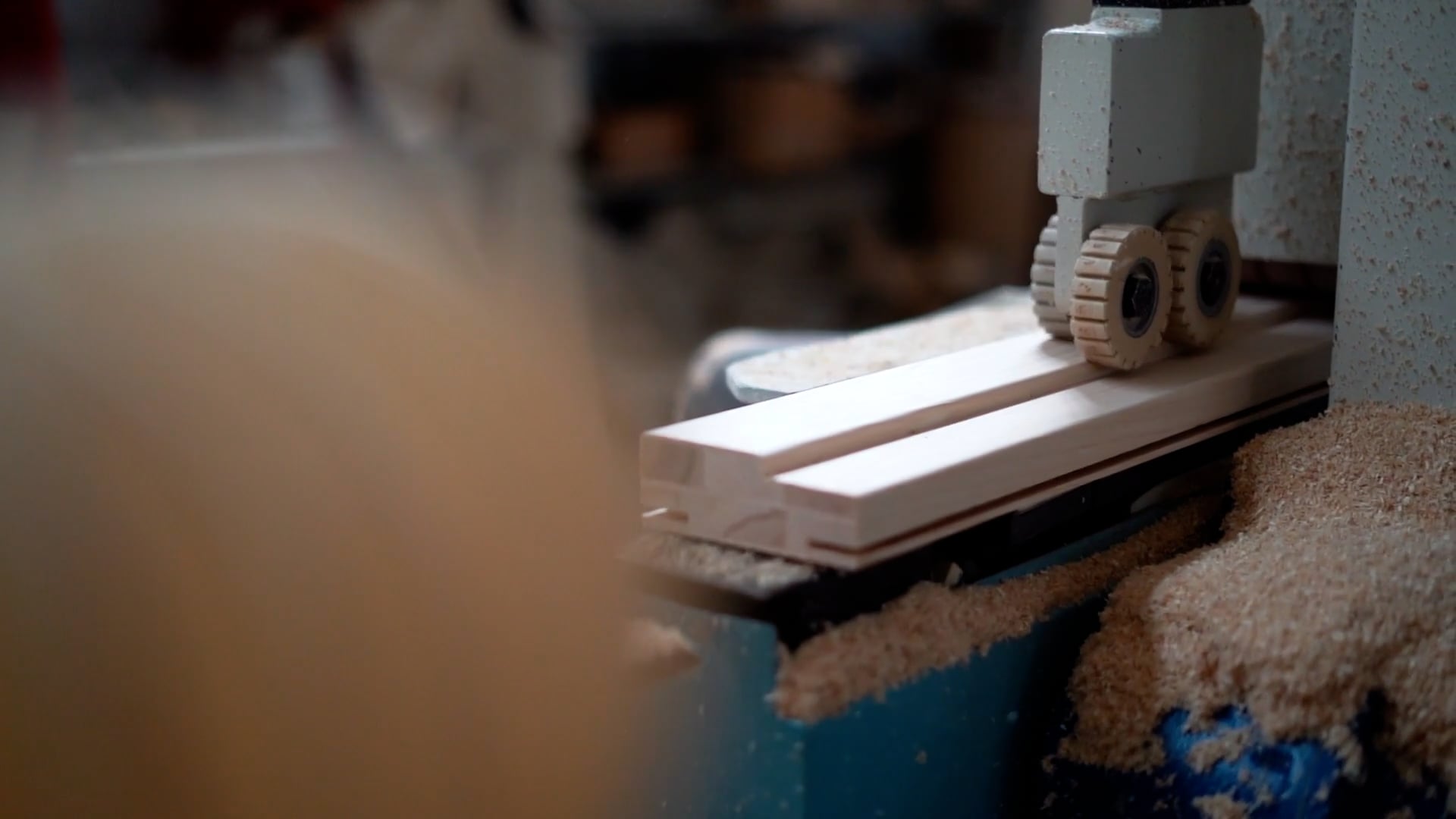 LSC Manufacturing solid oak doors and timber merchant