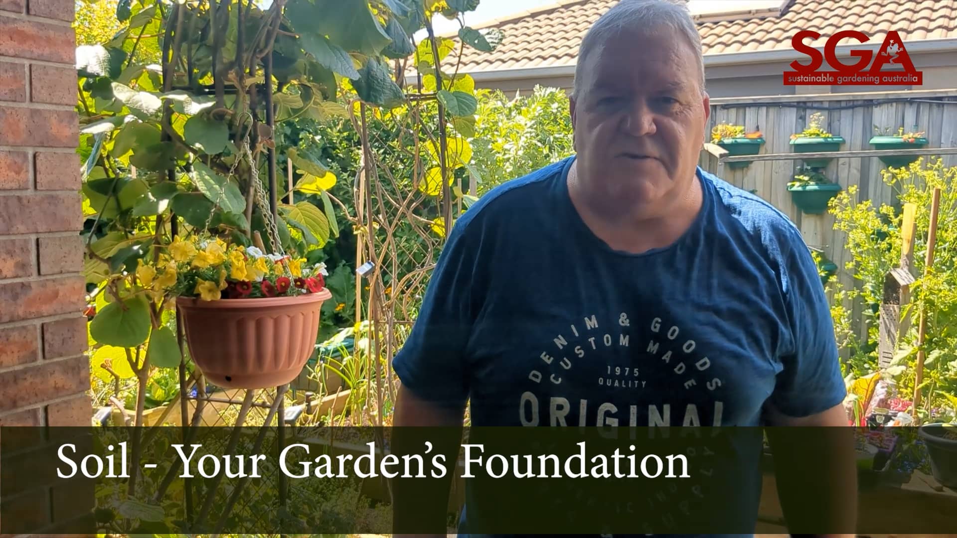 Soil - Your Garden's Foundation with Craig Castree on Vimeo