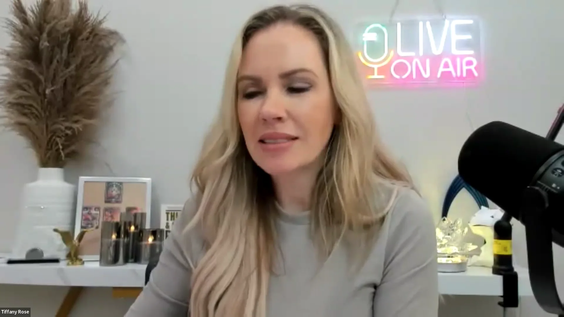 "Hello" Checklist on Vimeo