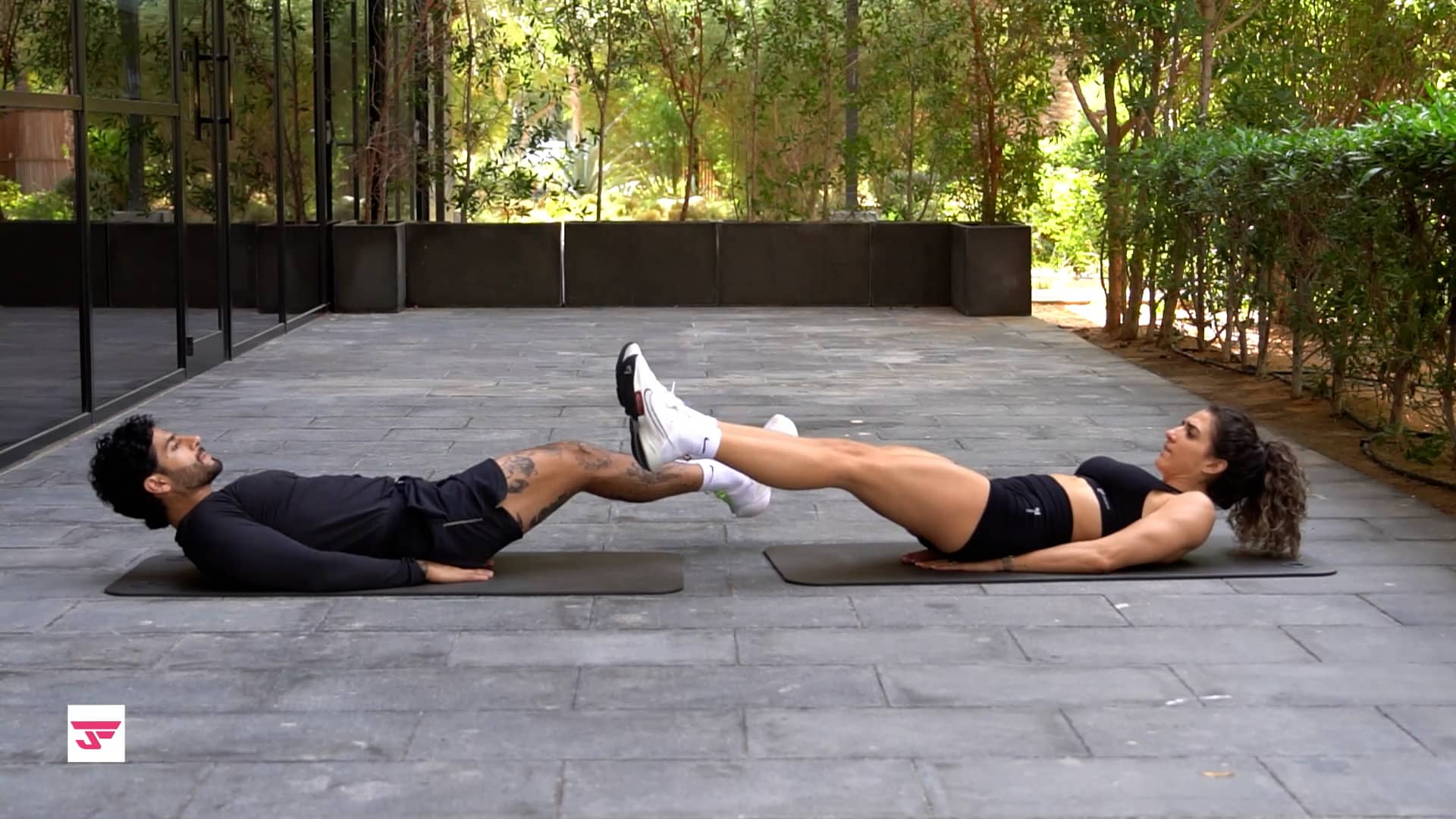 Giros en isometría para abdomen on Vimeo