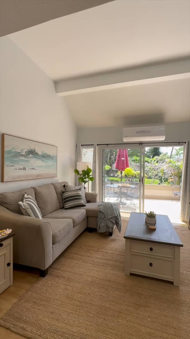 vertical - HD 720p on Vimeo