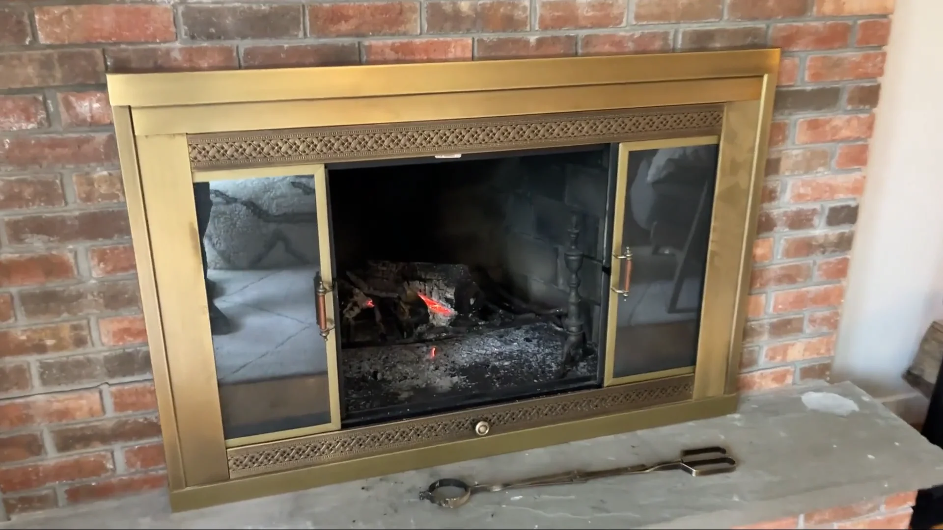 Fireplace - Open Flue for fire on Vimeo