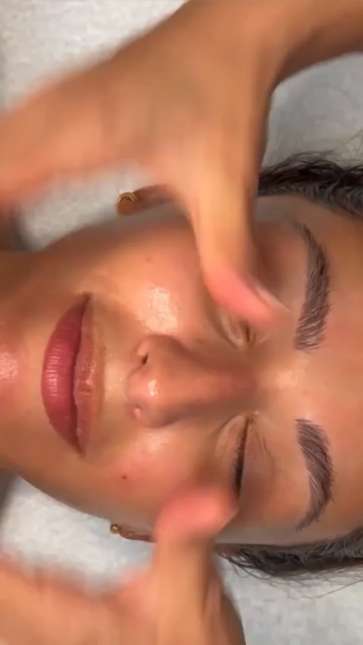 SKINMEDICA® SKINCARE | DIAMONDGLOW® SKINMEDICA® SKINCARE | DIAMONDGLOW®
