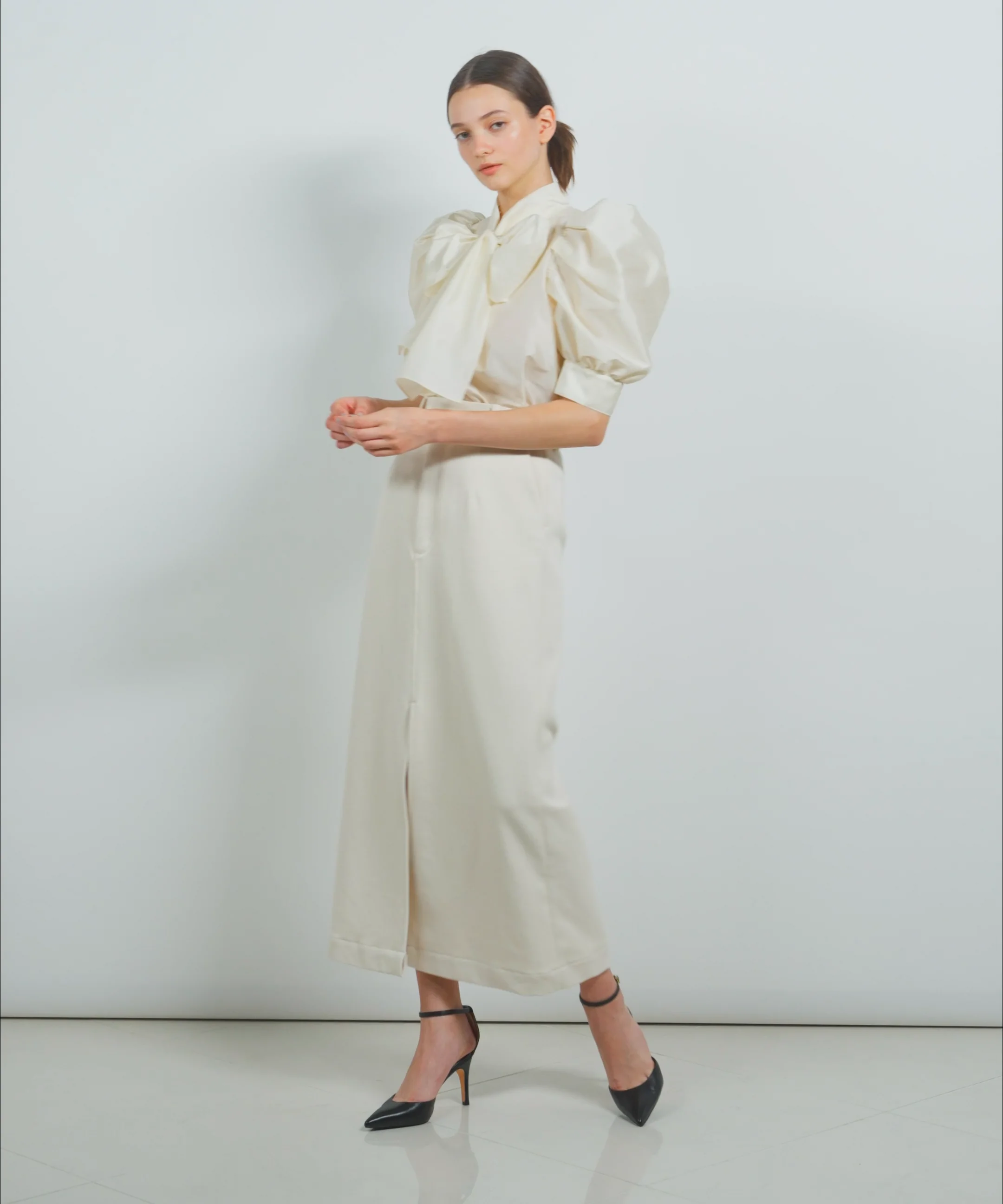 OSLOW / パフスリーブボウタイブラウス OSLOW Night STORE OSLOW / パフスリーブボウタイブラウス OSLOW Night STORE