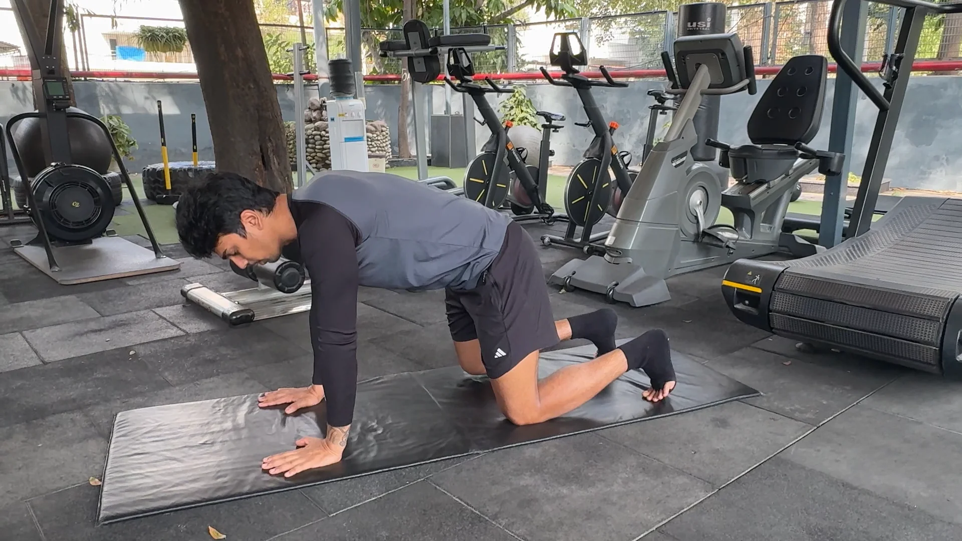 Kneeling T-Spine Rotation - Back Pain