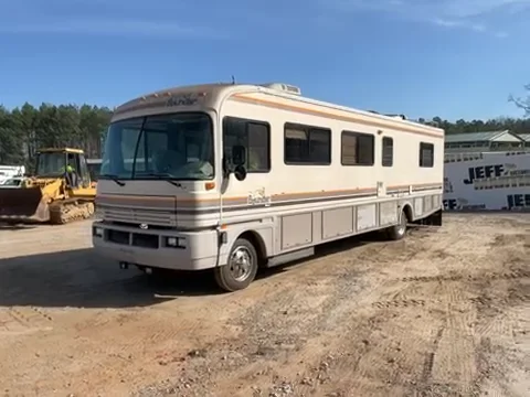 1993 OSHKOSH XCRV VIN 4CDR5EM26P2301967 MOTORHOME on Vimeo