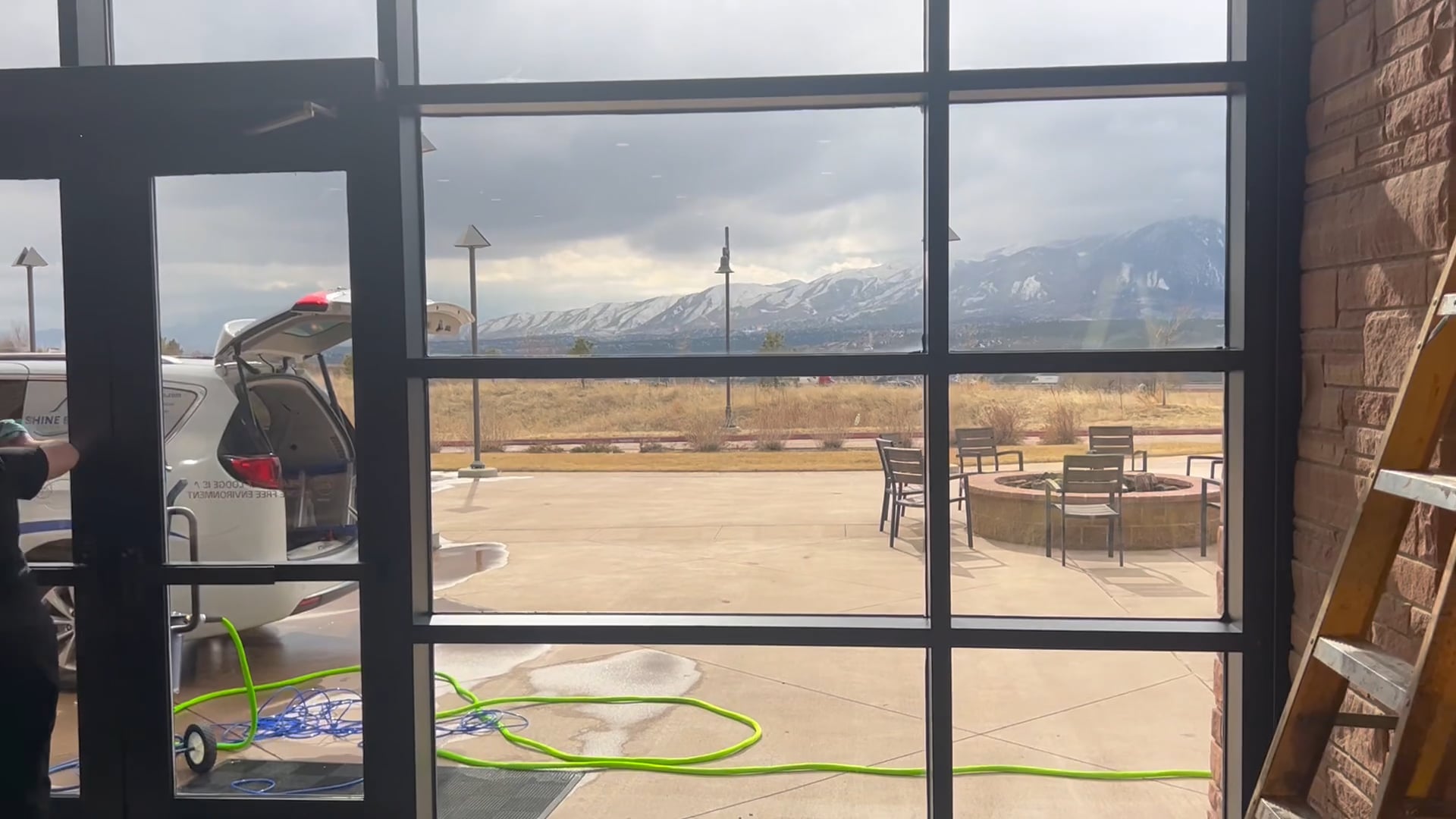 Shine Bright Window Cleaning