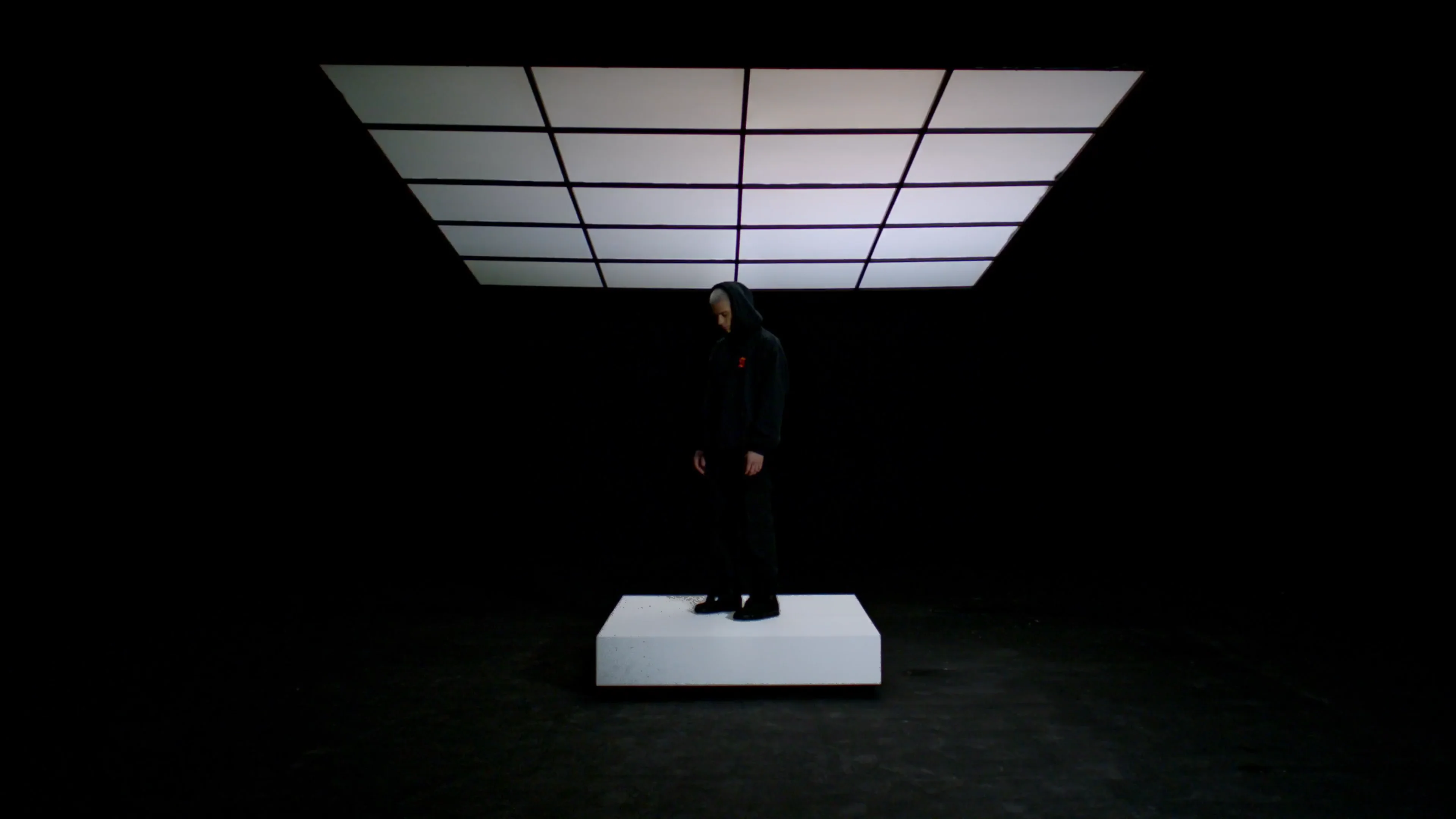 mysaint@fashionfilm