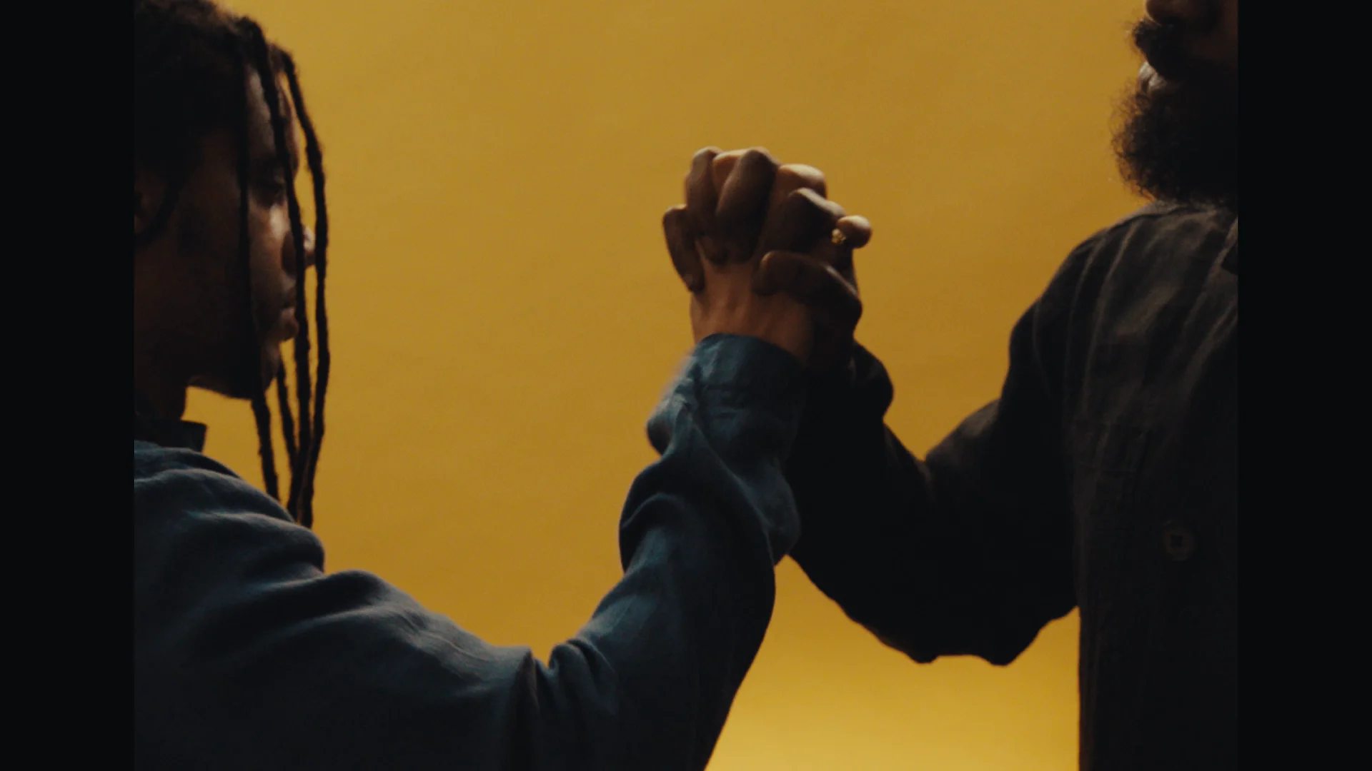 Bonne Suits 'Gentle Gestures' on Vimeo