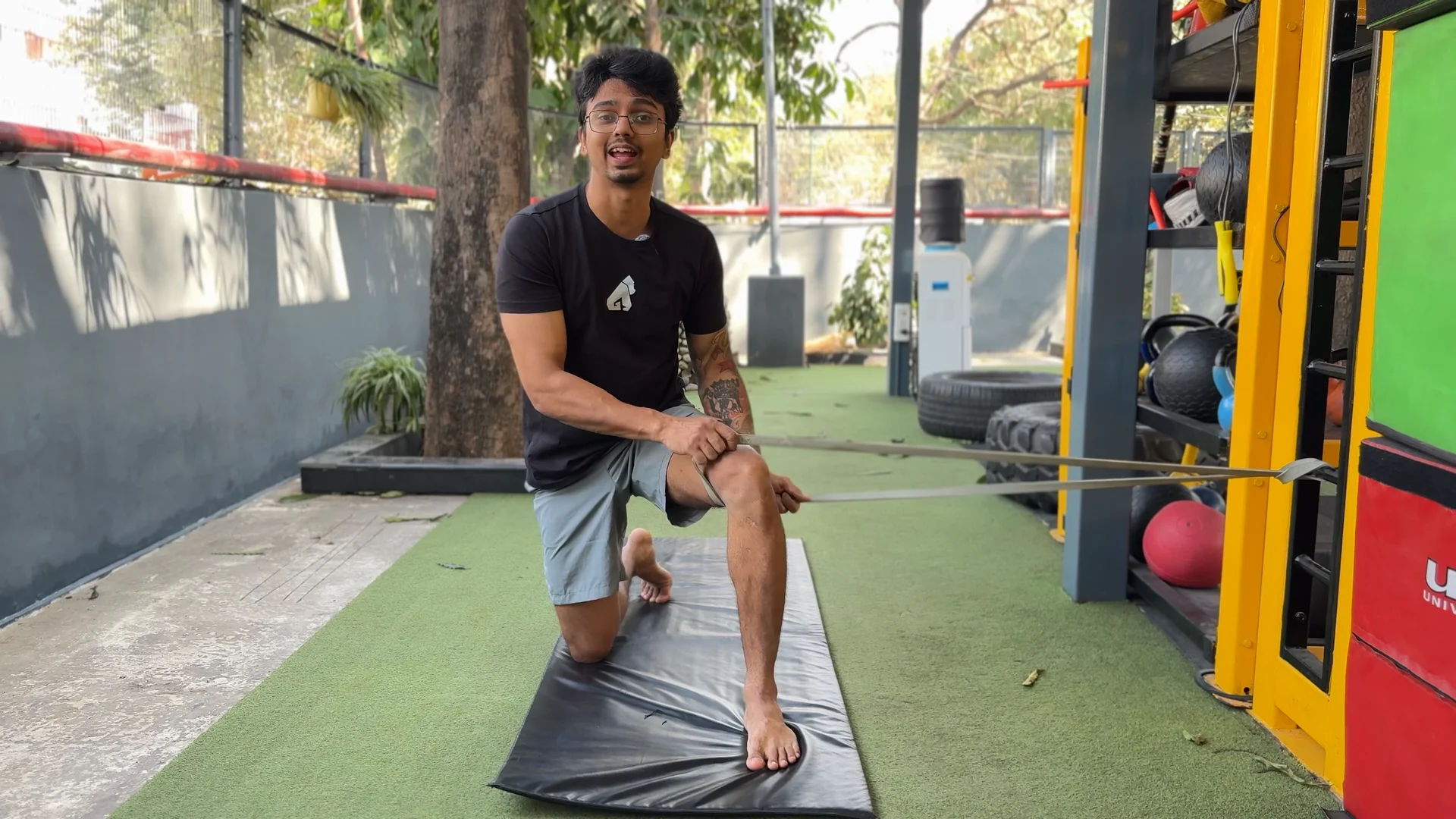 Banded Hip Mobility - Knee Pain