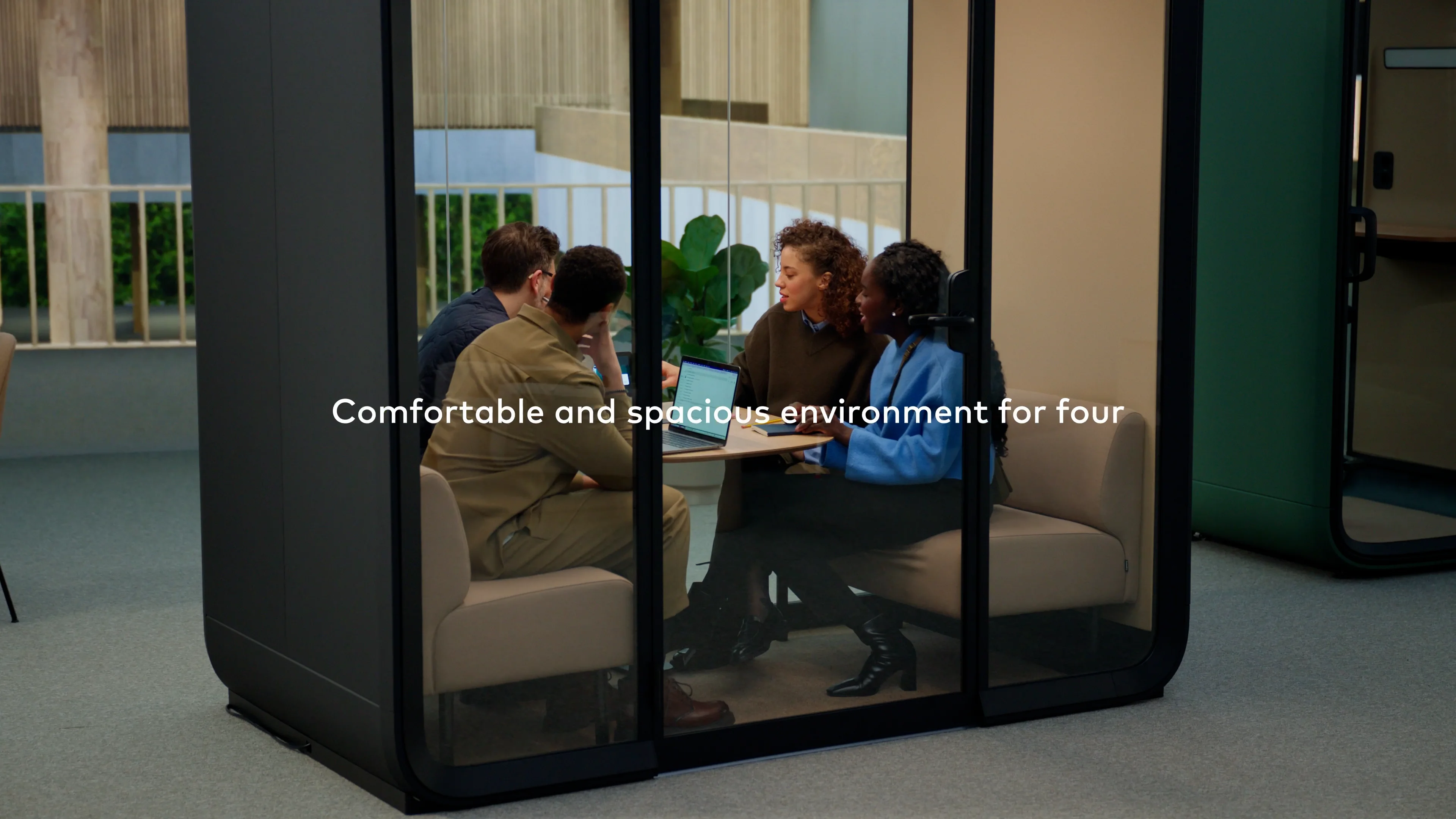 Framery Four | Product Use