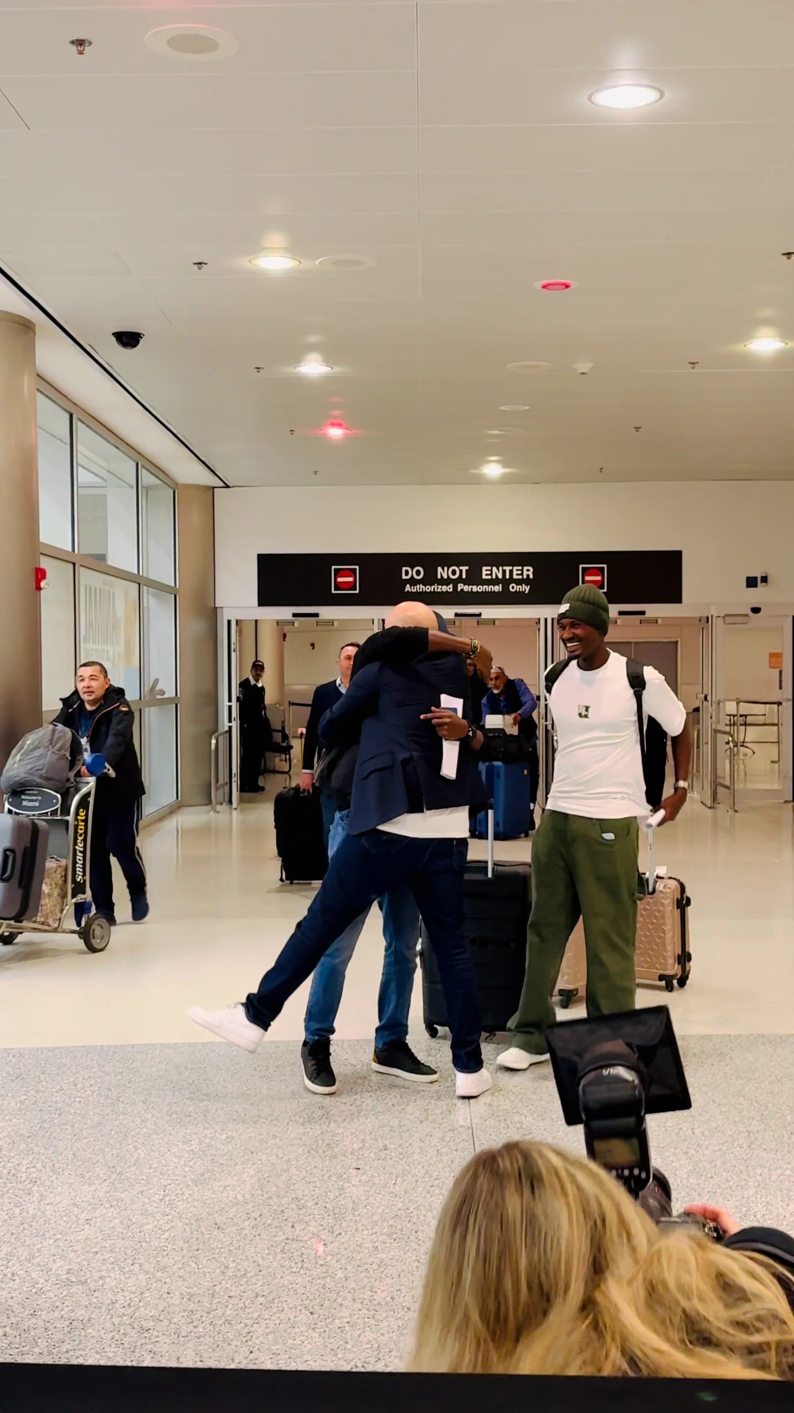Sami & Hassan's arrival to Miami. on Vimeo