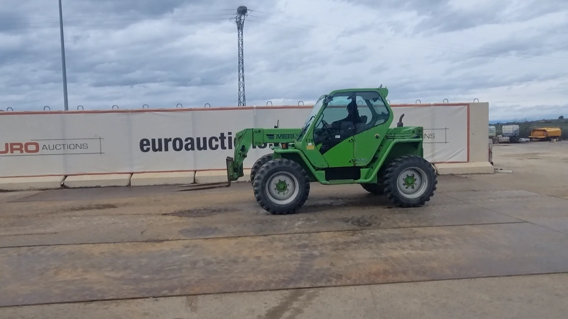 Merlo P28.7K - Zaragoza April 24 on Vimeo