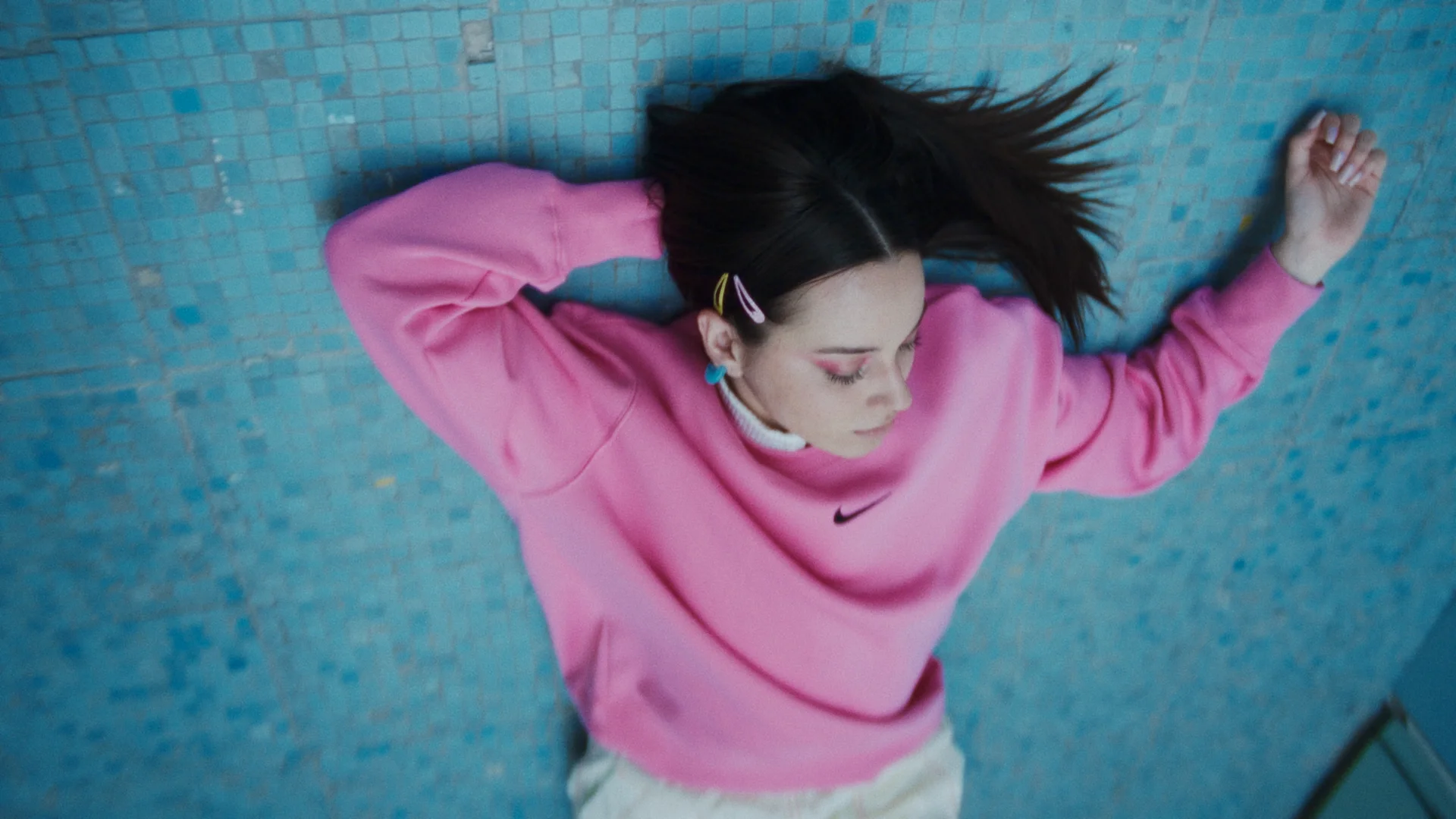 AW Lab x Nike - Play with the flow (DC)