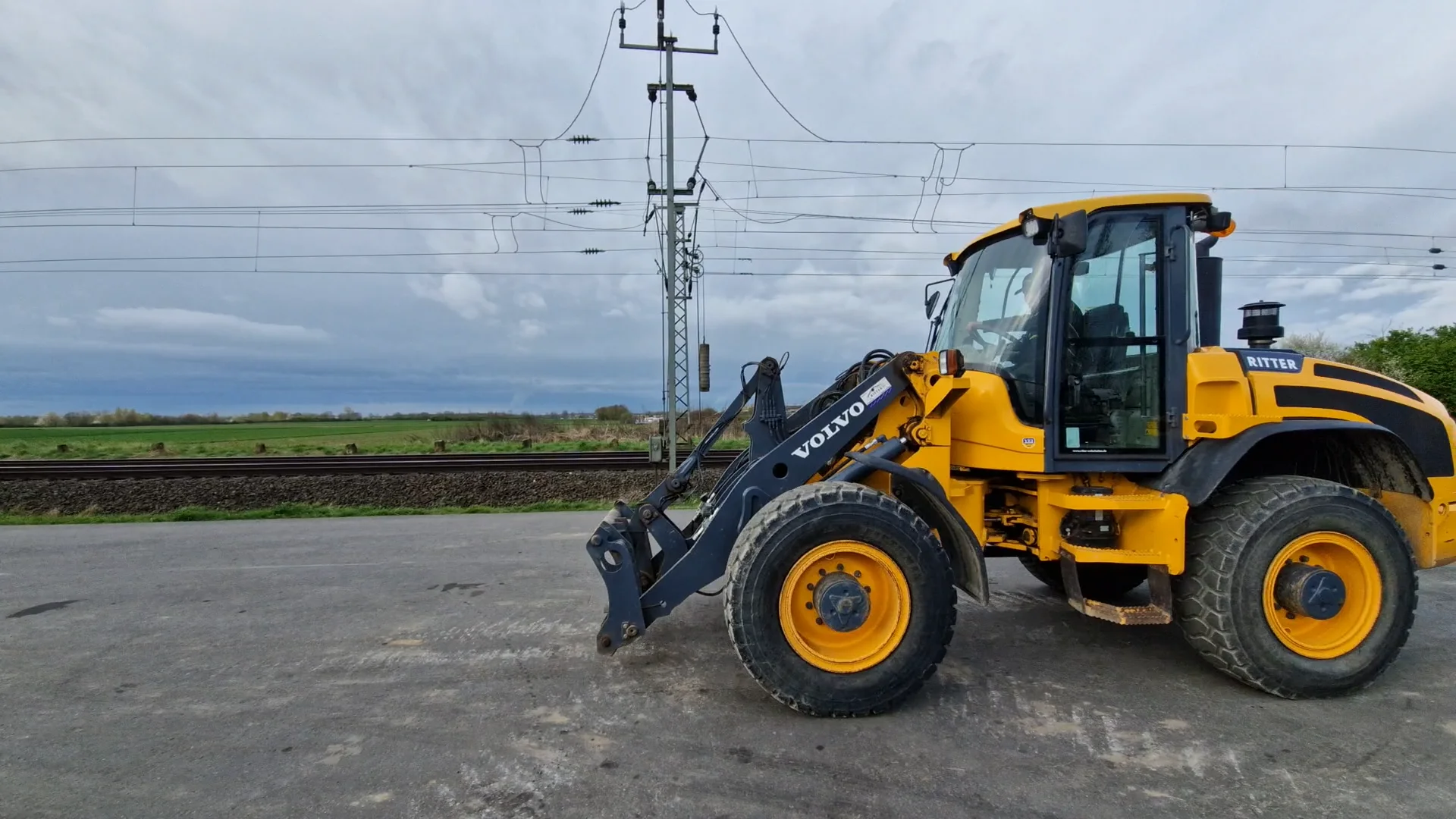 Volvo L45F - Dormagen May 24 on Vimeo