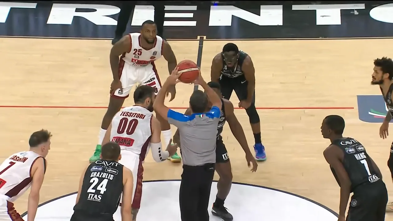 Derek Cooke Jr (#1 Black) Trento vs Venezia - EuroCup Team (12/03/23 ...