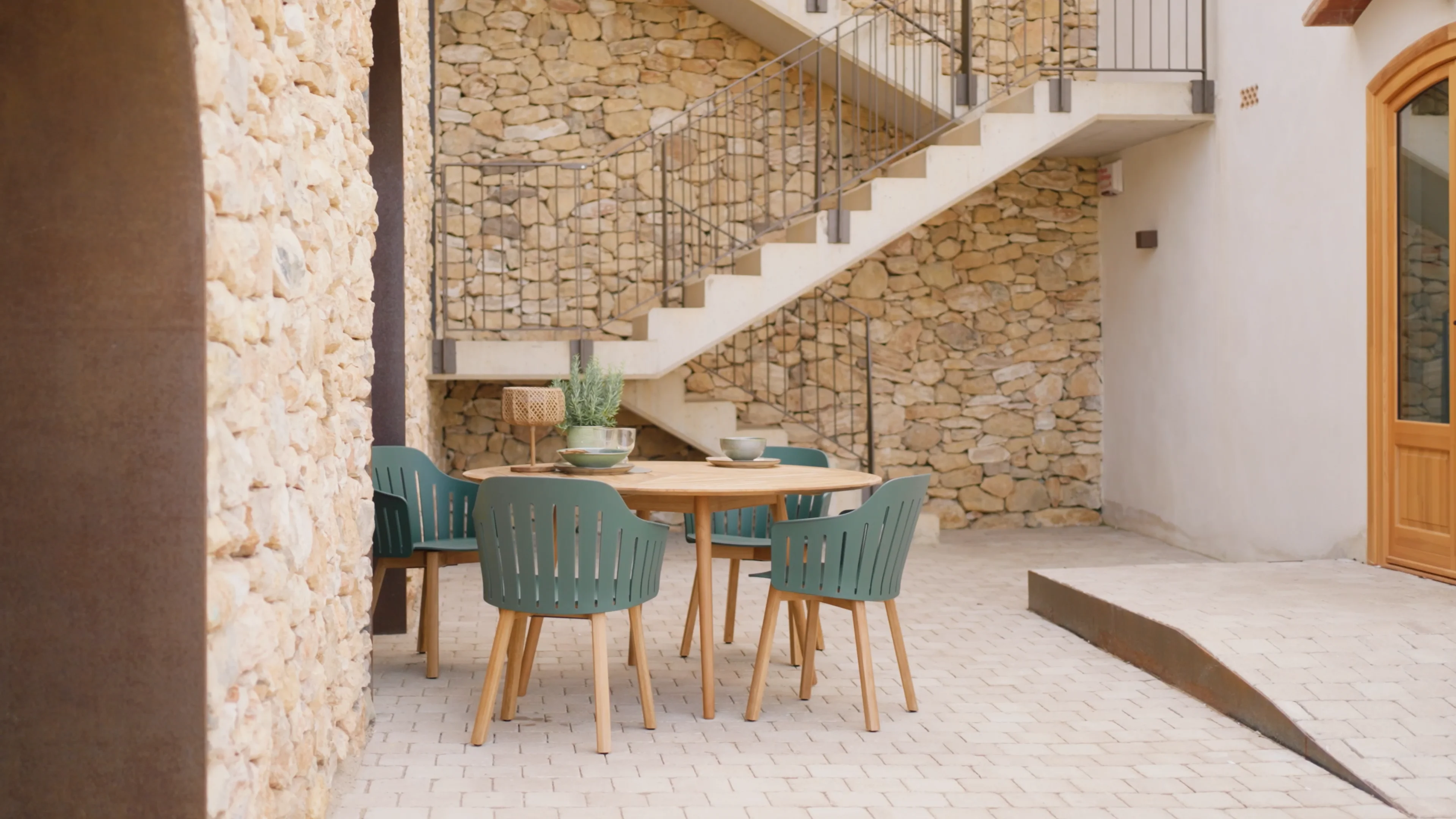 Cane Line Define Dining Table & Choice Chairs on Vimeo