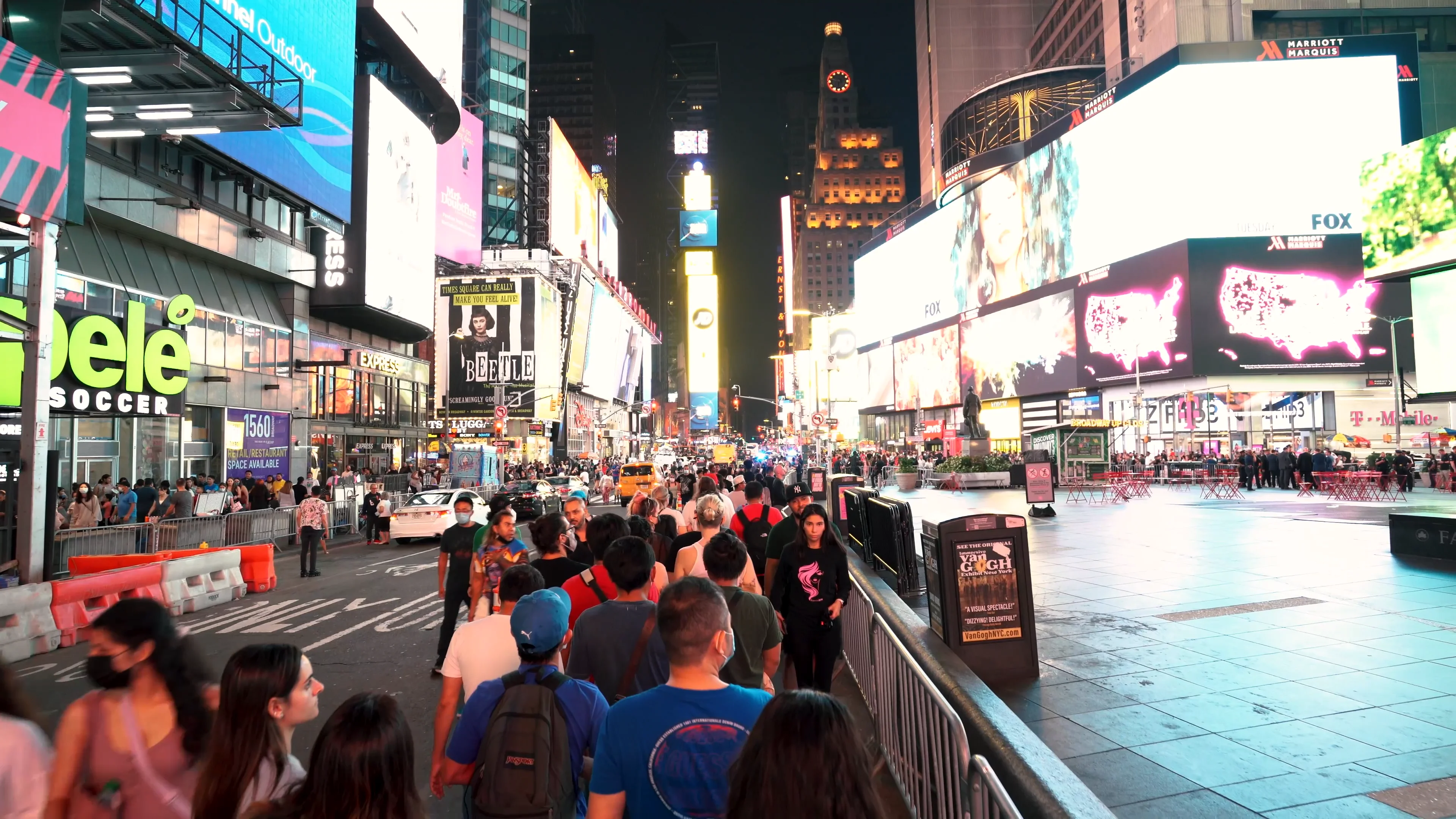 Watch 4K Virtual Walk - Times Square - New York - USA Online | Vimeo On ...