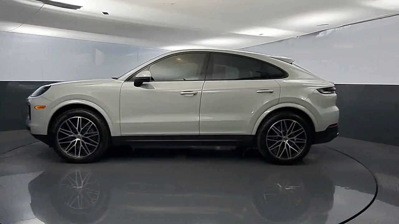 USED 2024 PORSCHE CAYENNE at Braman Porsche (USED) #PC-403315A on Vimeo