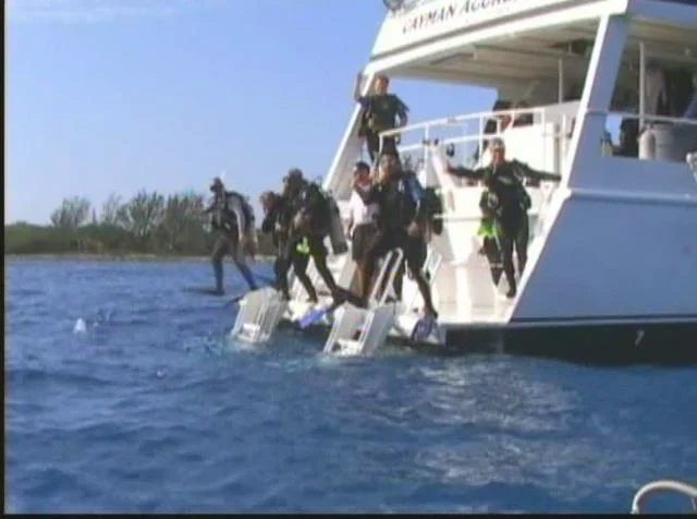 Liveaboard Diving on Vimeo