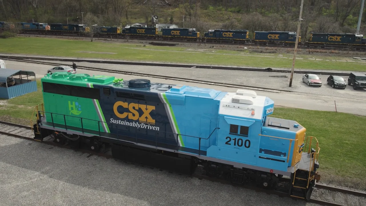 New Csx Diesel Locomotives New Eco Friendly Locomotive To Serve