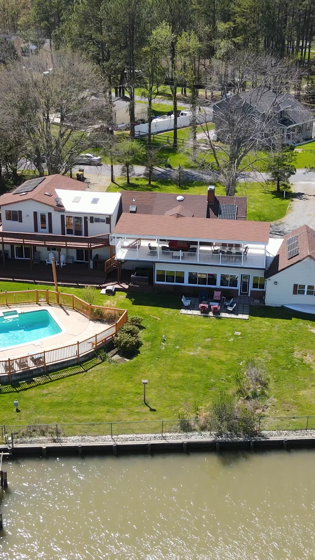 For Sale: 160 Somerset Rd. on Vimeo