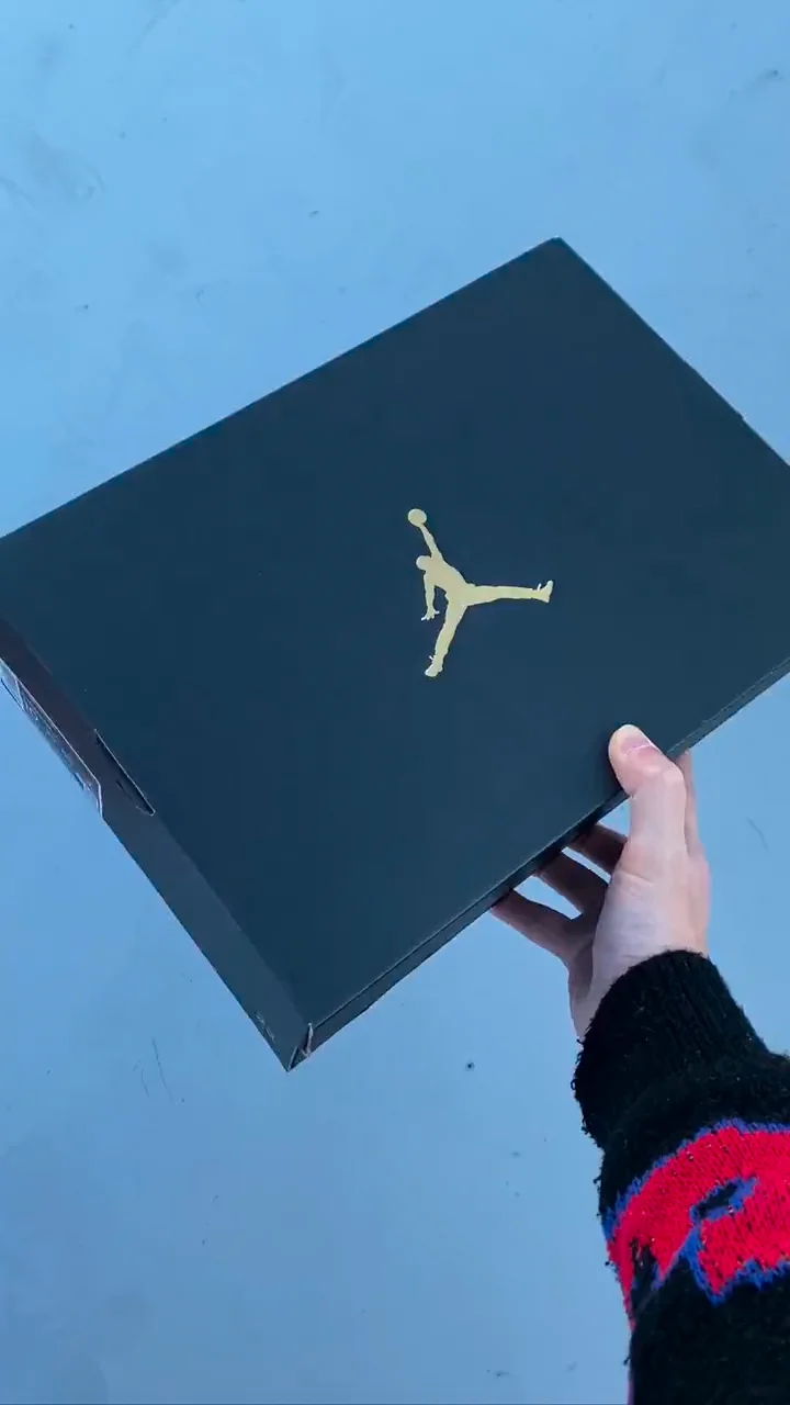 Custom Boxes: Revolutionizing Your Packaging Needs on Vimeo