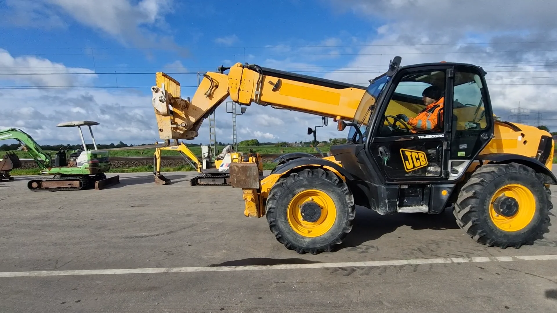 JCB 535V140 - Dormagen May 24 on Vimeo