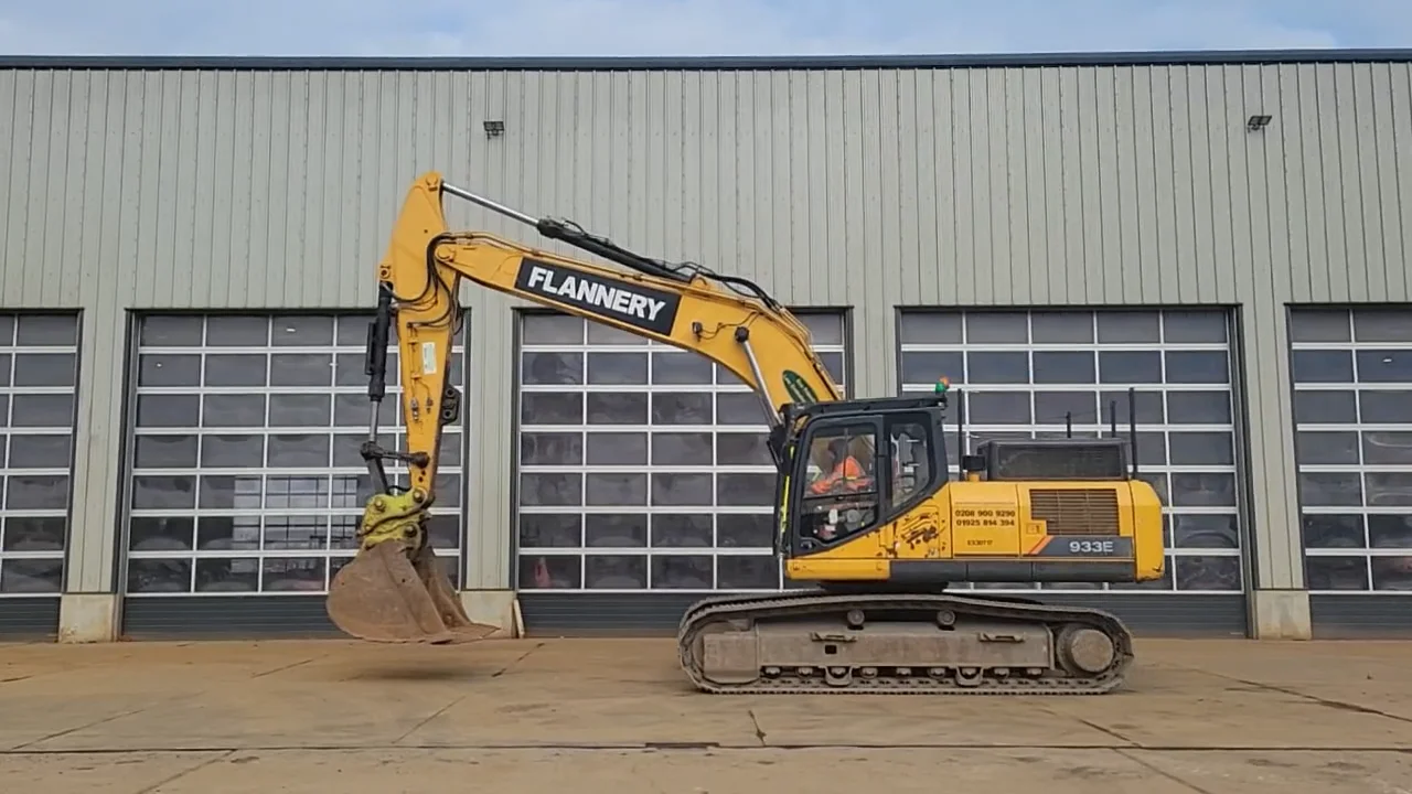 LiuGong CLG933E - Leeds April 2024 on Vimeo