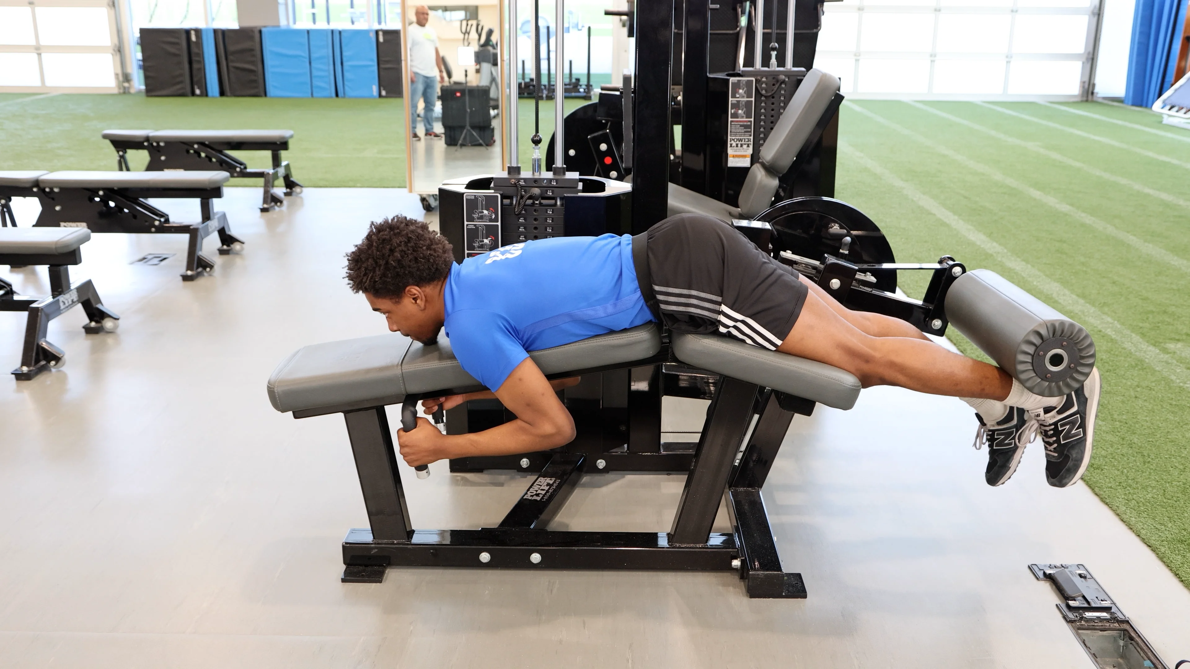 272. Single Leg Hamstring Curls on Vimeo