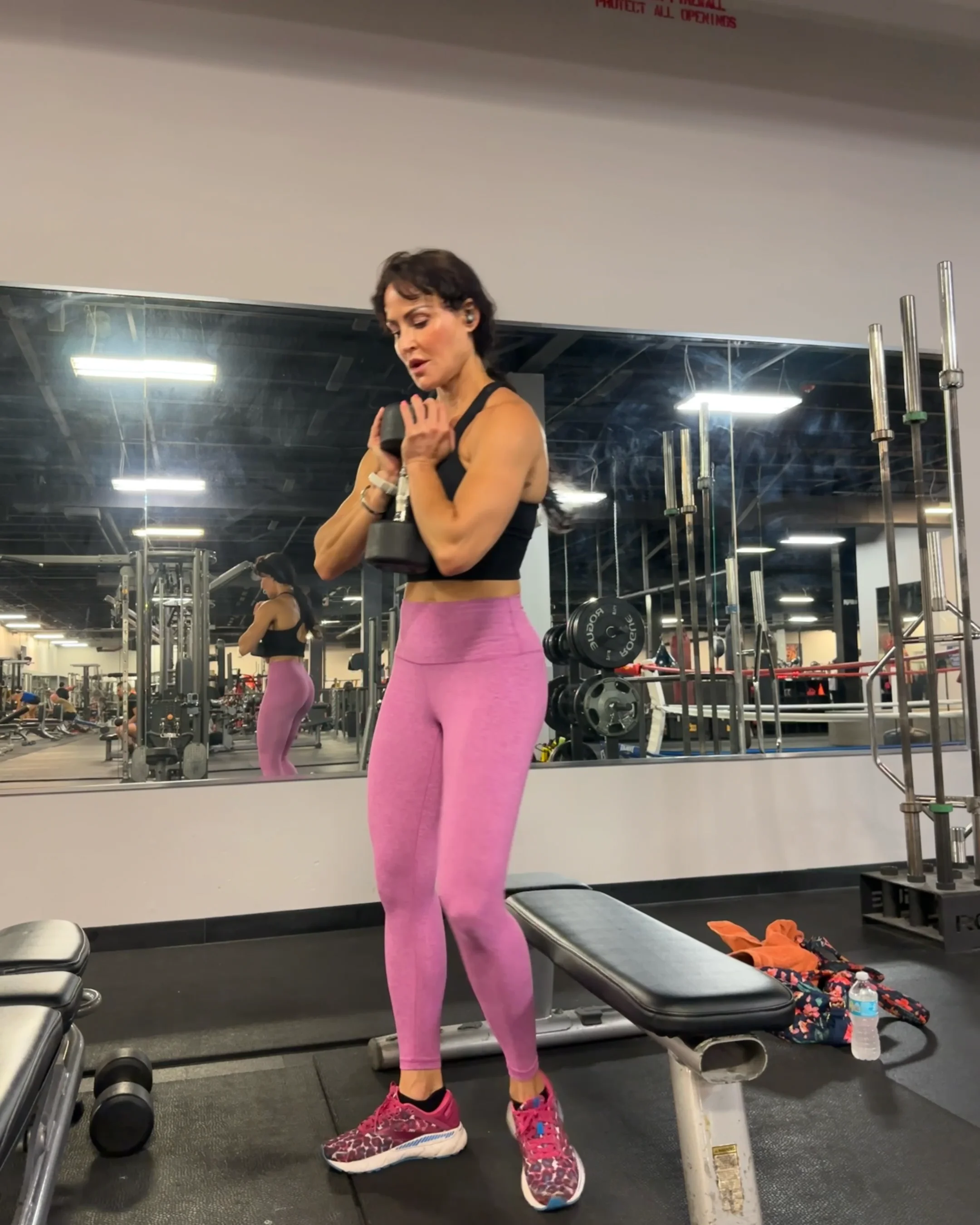 Goblet bench squat
