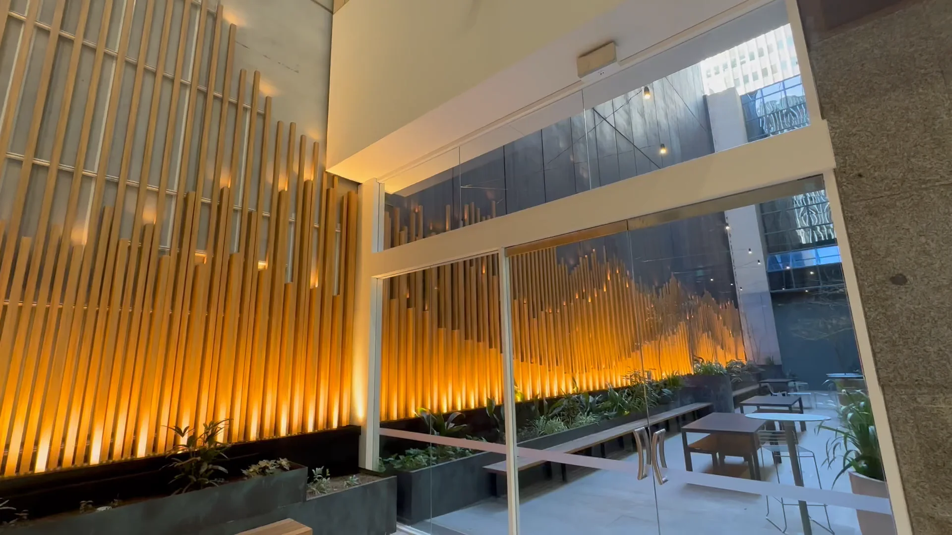 459 Collins St Kinetic Sculpture on Vimeo