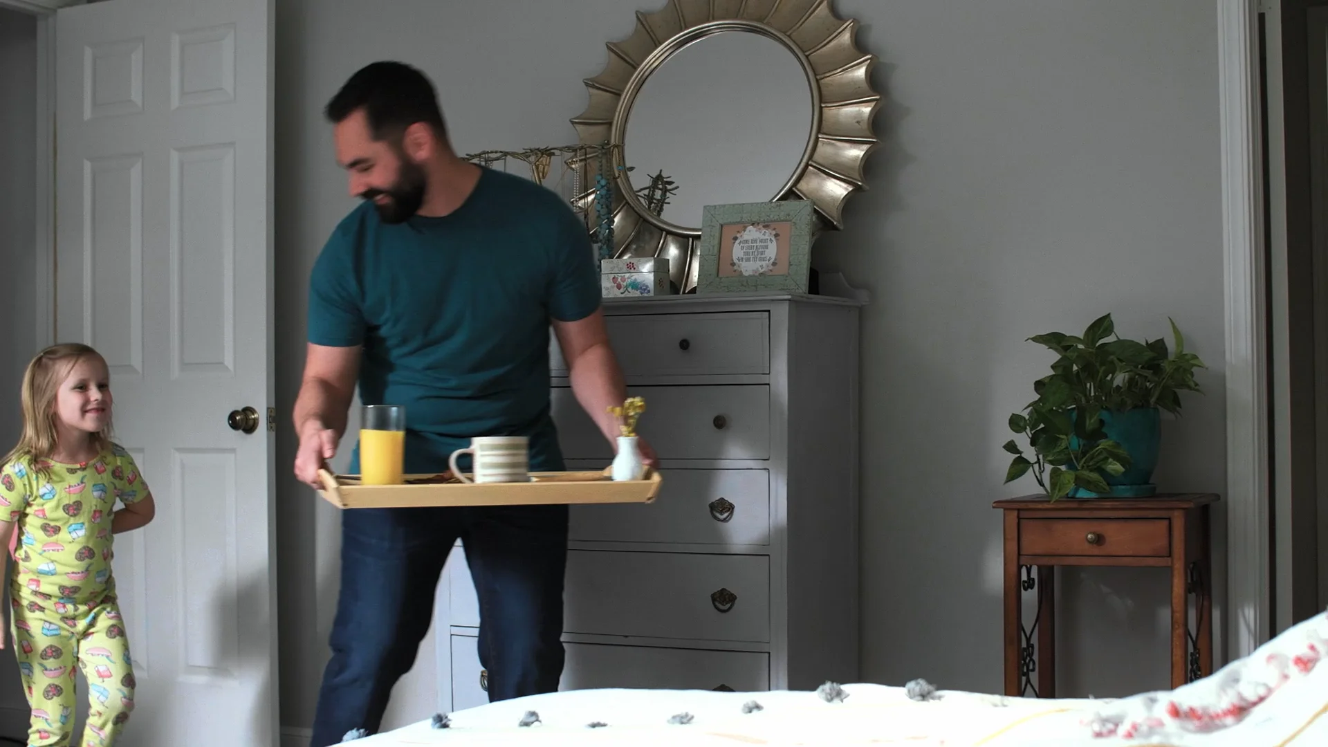 Mothers-Day-Reminder_BIB_May12_Skit-Guys-HD on Vimeo