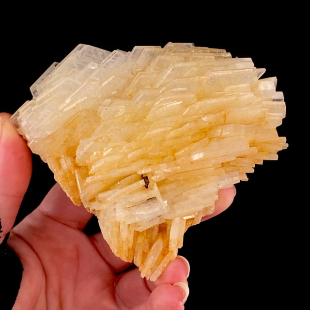 Albite var: Cleavelandite | Minas Gerais, Brazil