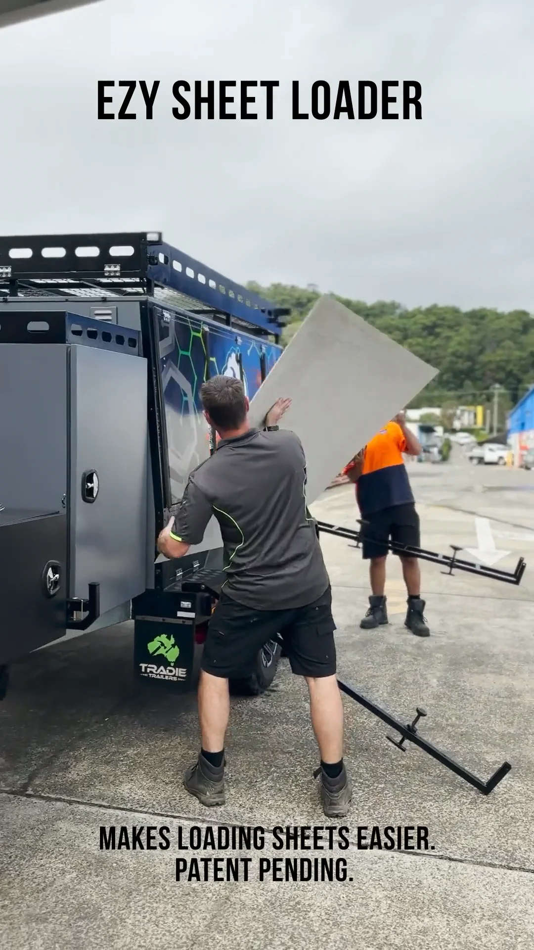 Tradie Trailer Ezy Sheet Loader on Vimeo