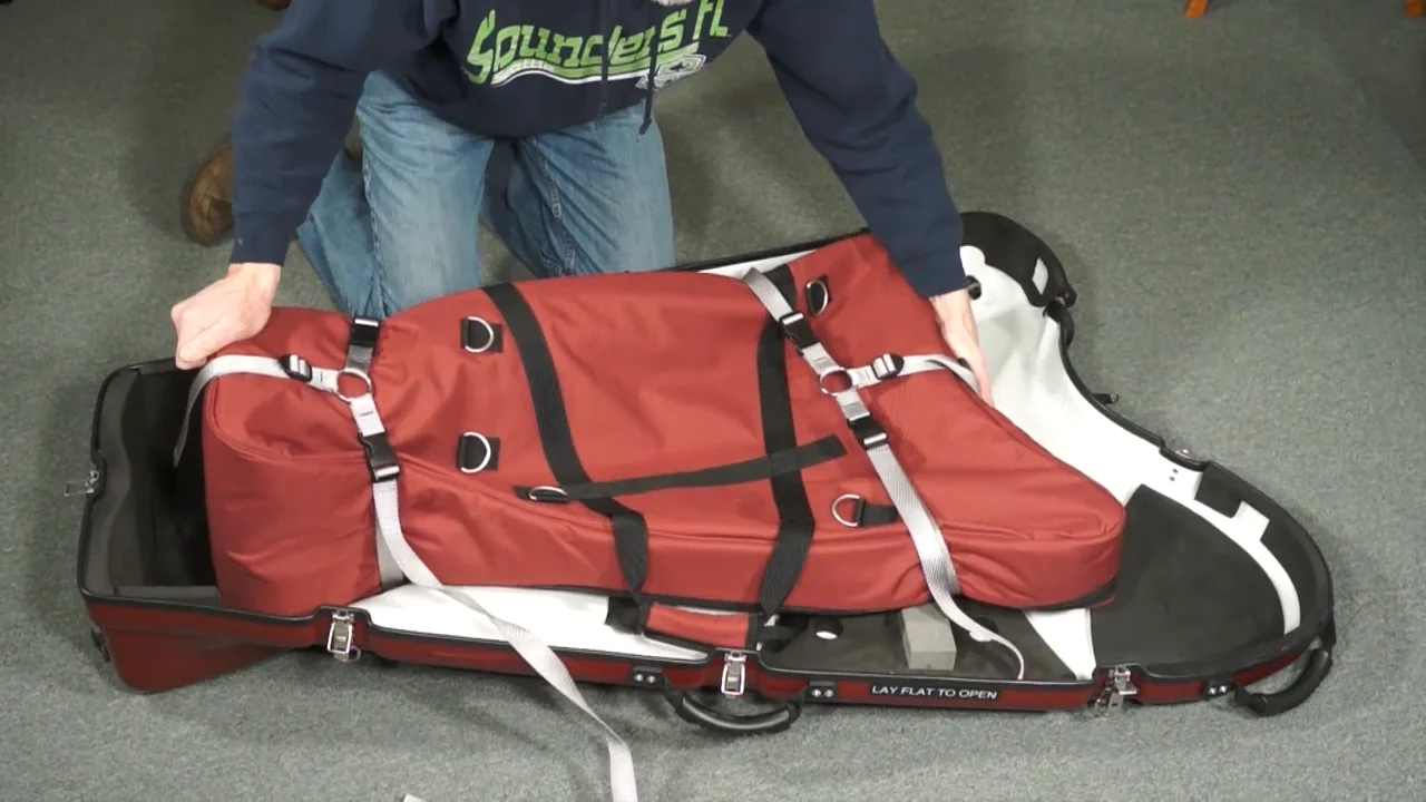 Dusty Strings Flight Case - Optional Harness