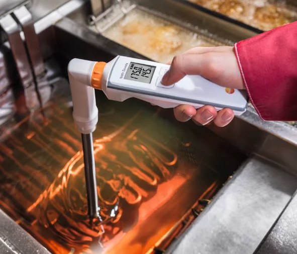 How to calibrate cooking oil probe via testo Smart app on Vimeo