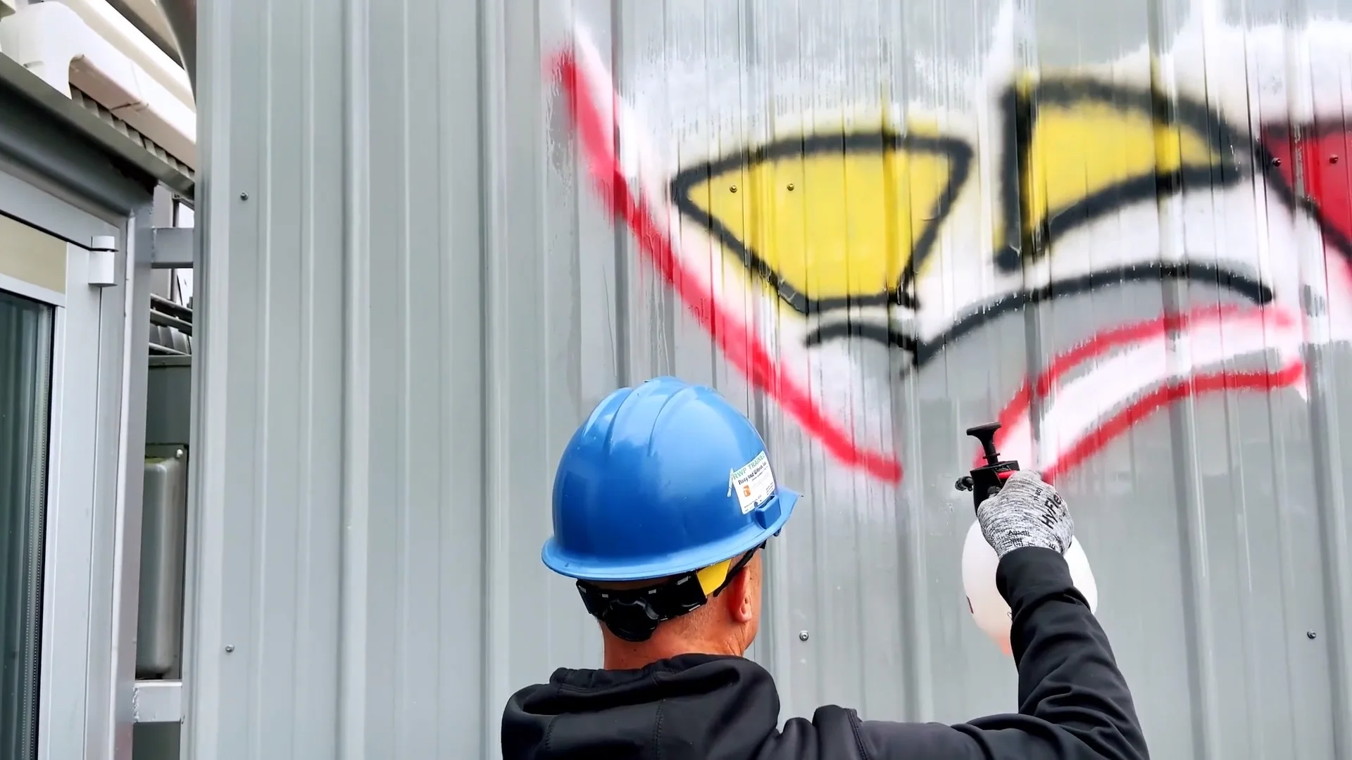 Watts Removal Products | How-to Series: Removing Graffiti on Vimeo