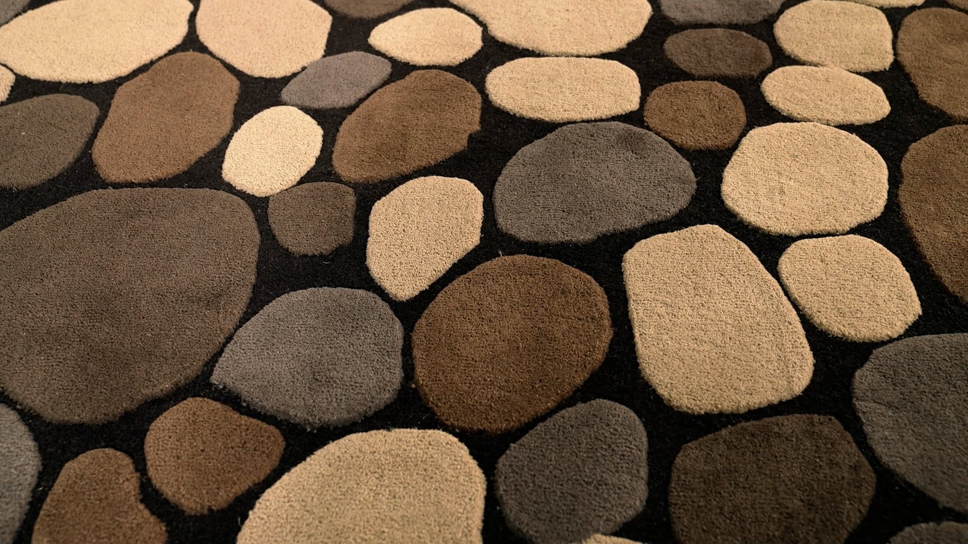 Hand-Carved Stones and Pebbles Wool Rug, 3'6"x5'6' - Contemporary ...
