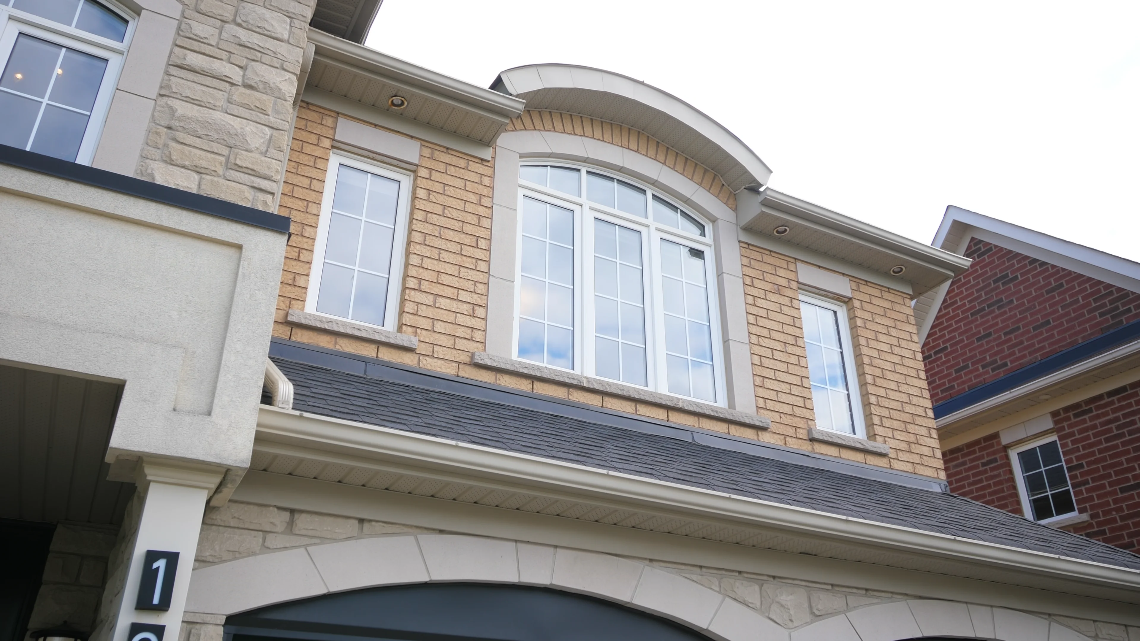 129 Israel Zilber Dr, Maple, ON on Vimeo