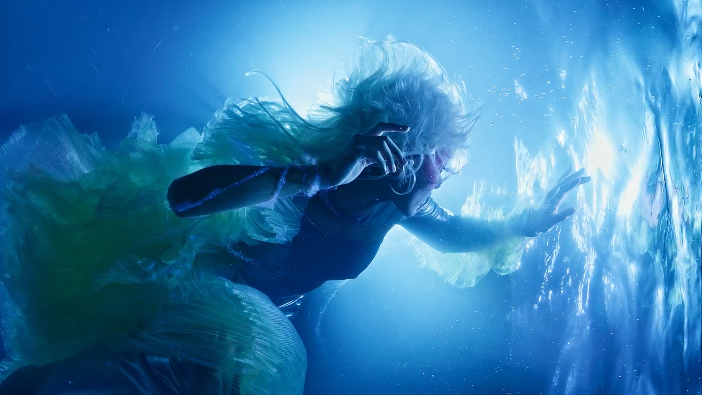Underwater Film by Arjun Mark - Canon India - Mesmerising Mermaids