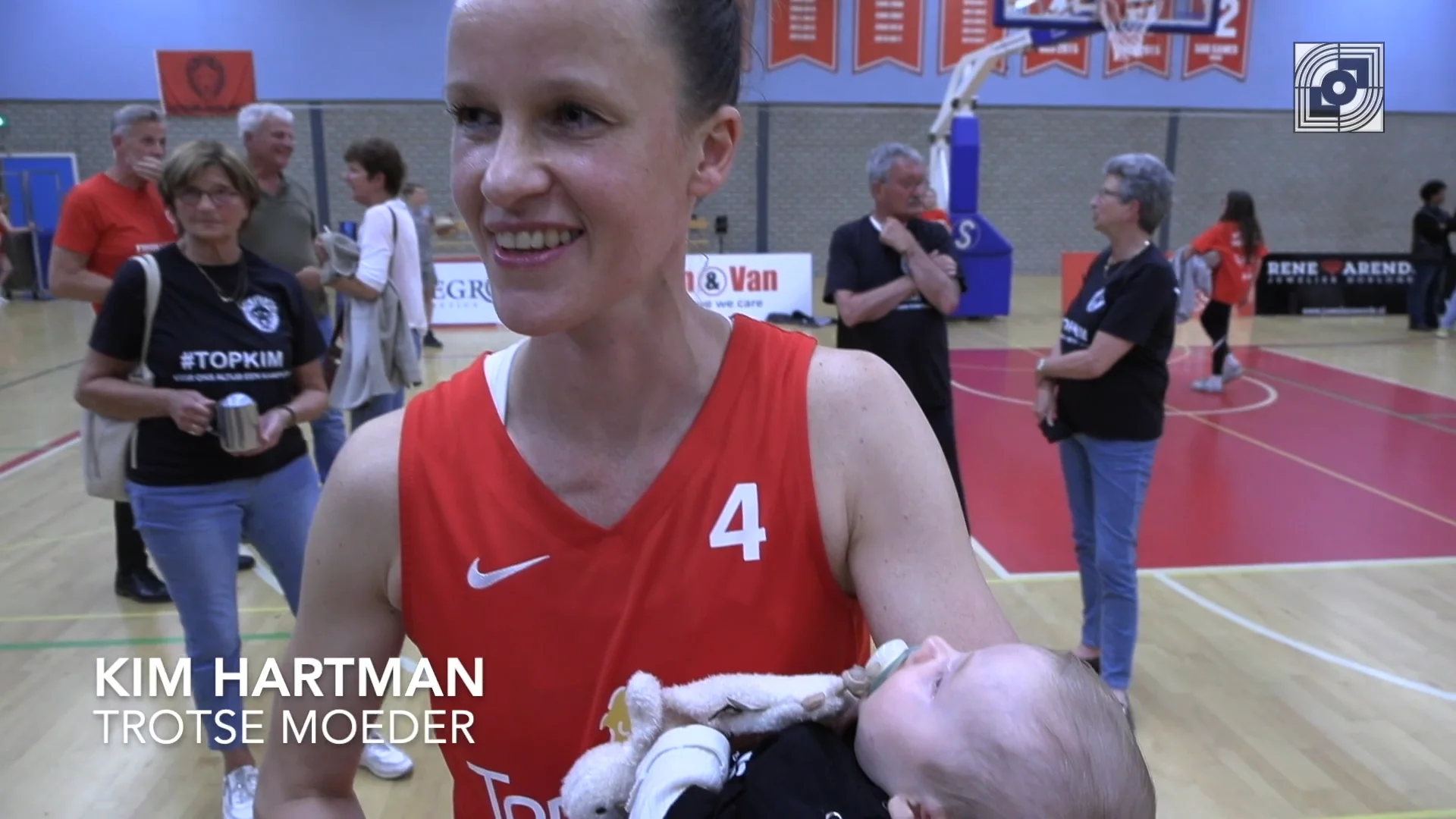 Basketbalster en moeder Kim Hartman na overwinning TopKip Lions in ...