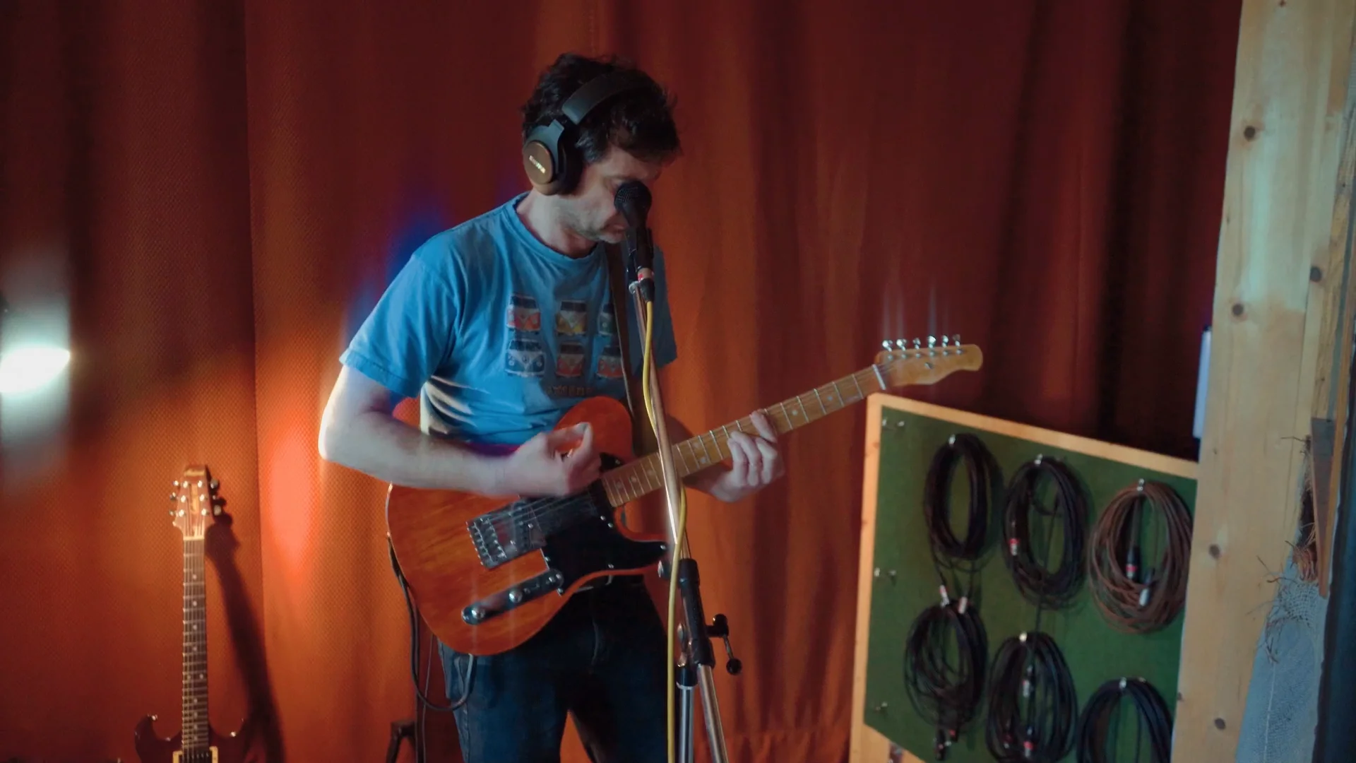 rychtank@3bees - 03-And_around__v0.2