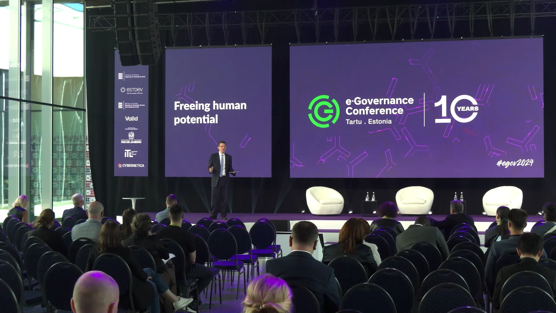 Keynote by Douglas Rutzen: Freeing human potential on Vimeo