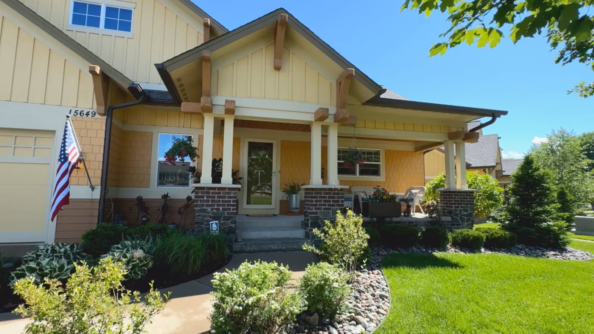 15649 Cobblestone Lake Pkwy Apple Valley, MN on Vimeo