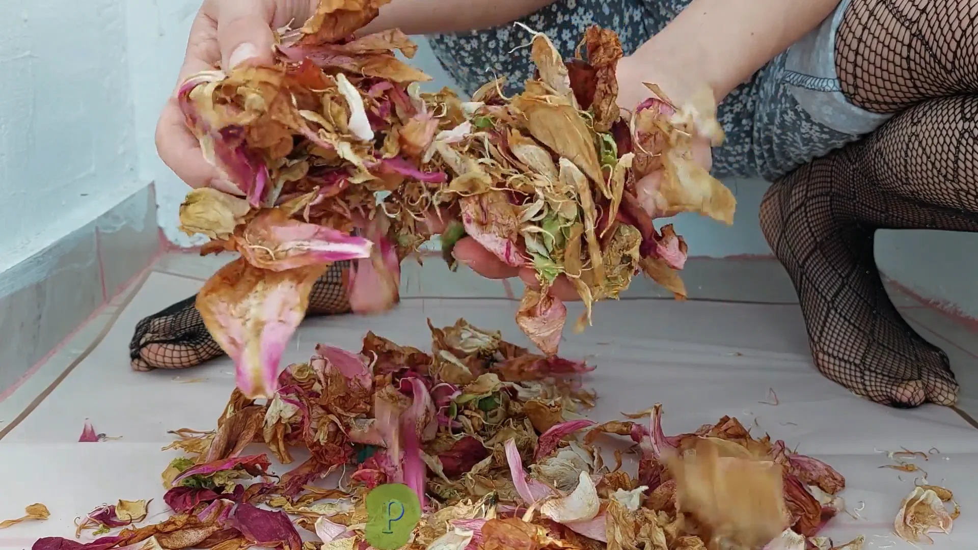 Walk with flower petals/ Exercises to relax the legs