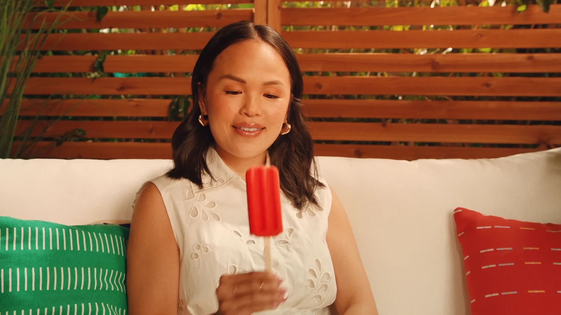 OUTSHINE x THE MANY x Magic Moment