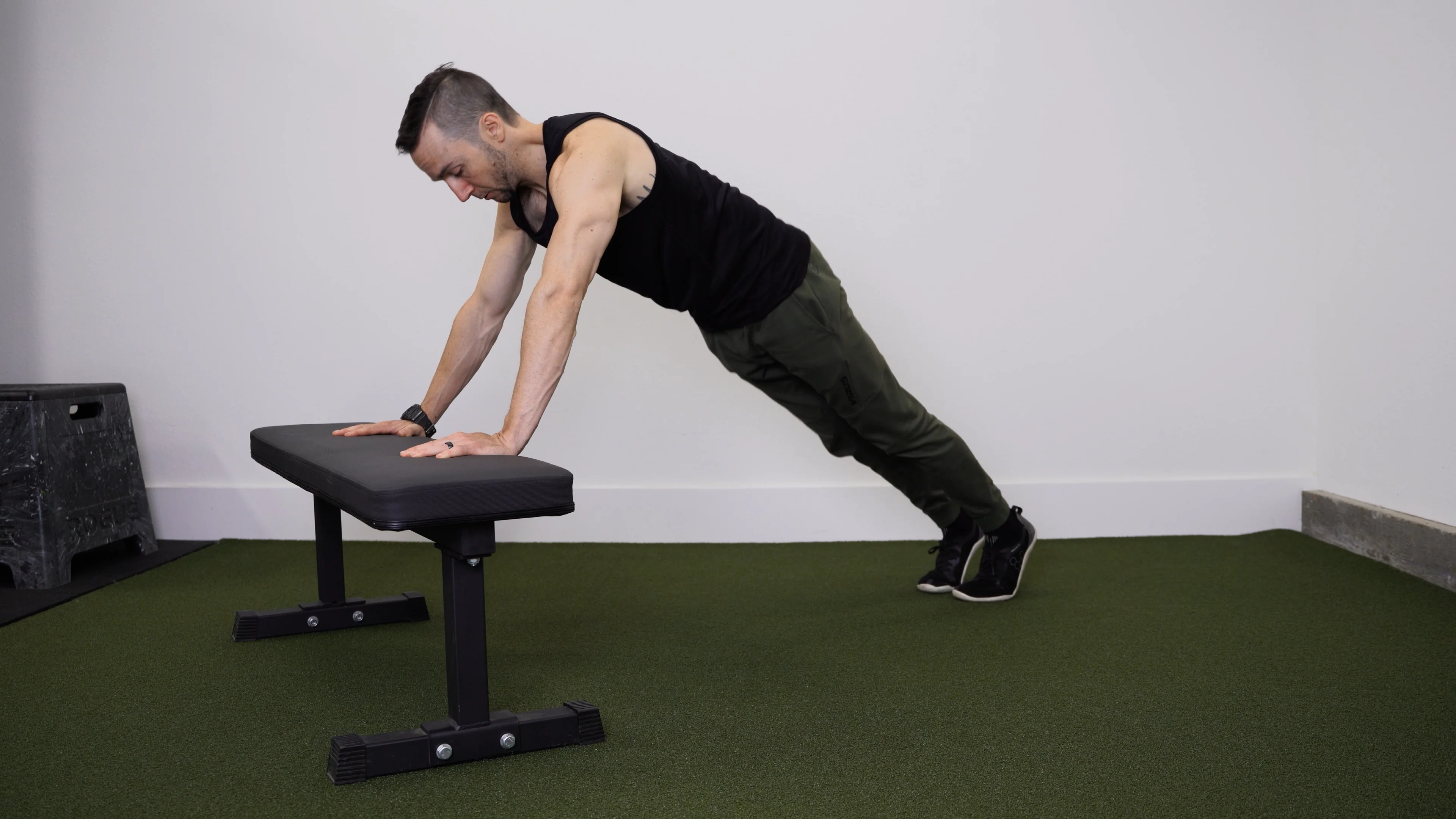 Hands Elevated Push Ups (Demo)